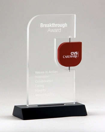 3 Rekomendasi Bahan Piala untuk Acara Graduation